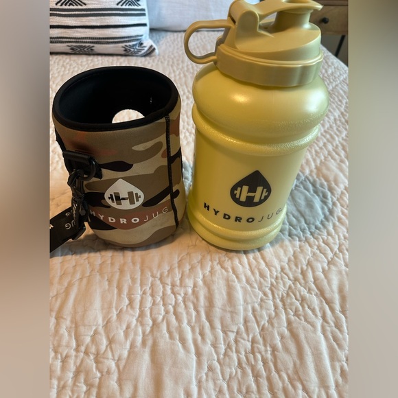 HydroJug | Accents | Hydrojug Yellow Bottle With Camouflage Sleeve ...